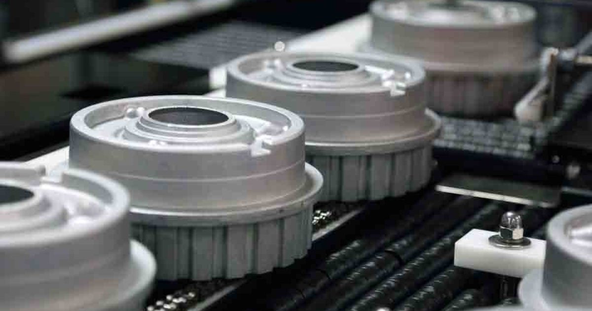 Automotive Parts Conveyor Systems: Machinery Videos | Shuttleworth